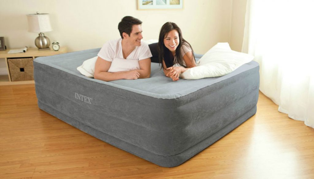 Comparing Futon vs. an Air Bed - Which One Should you Pick? - Sleep Advisor