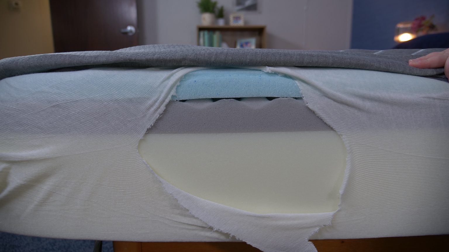 Best Mattress for Guest Room (2024), Expert-Tested - Sleep Advisor